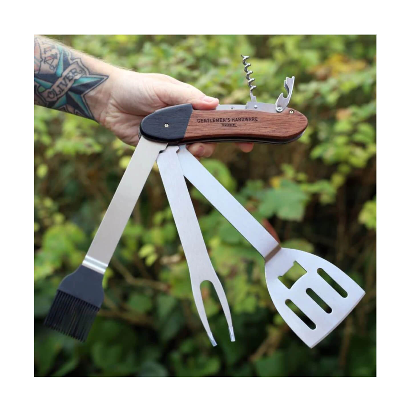 Ustensile multi-fonctions BBQ